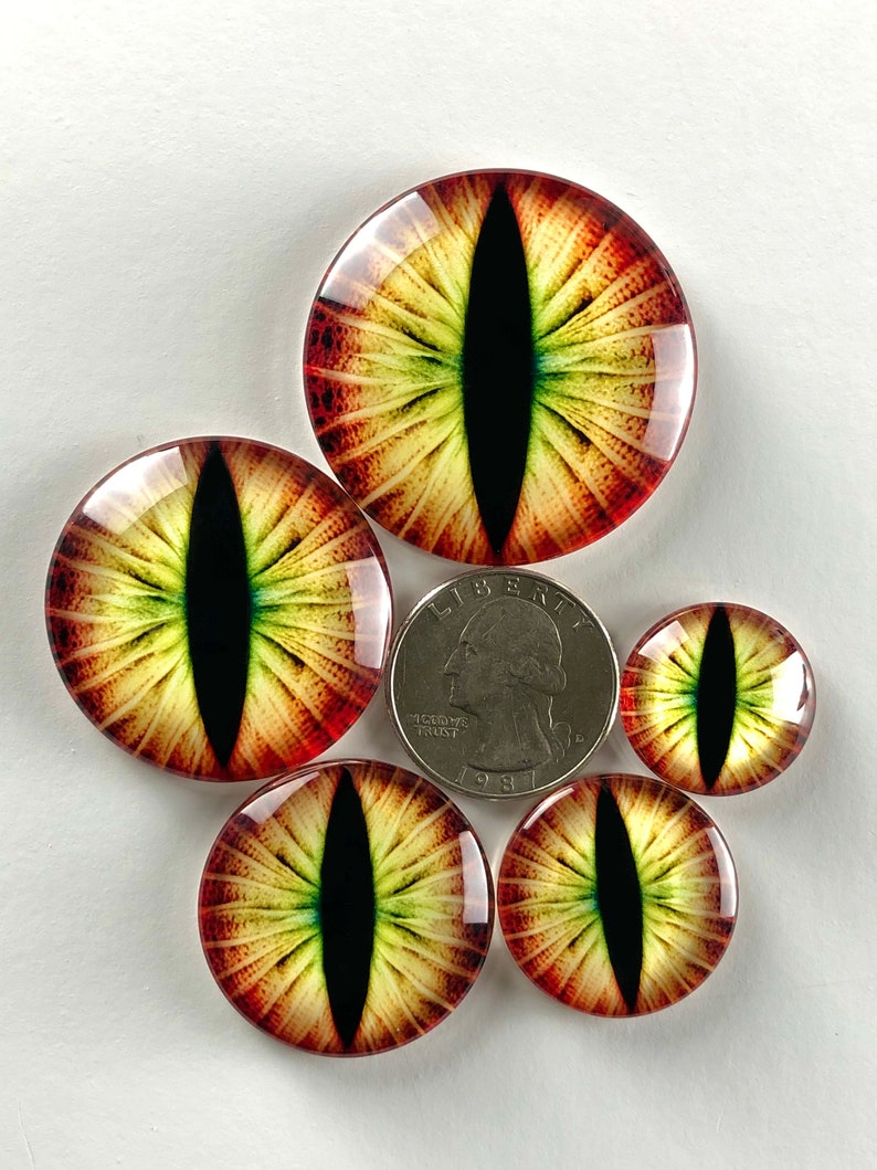Dragon Eye / Reptile Eye / Lizard Glass Eye / Reptilian Eye / Glass ...