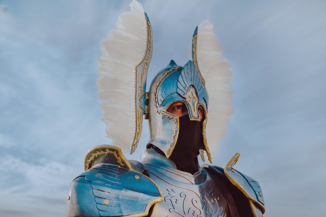 Lord of the Rings Fountain Guard - Etsy