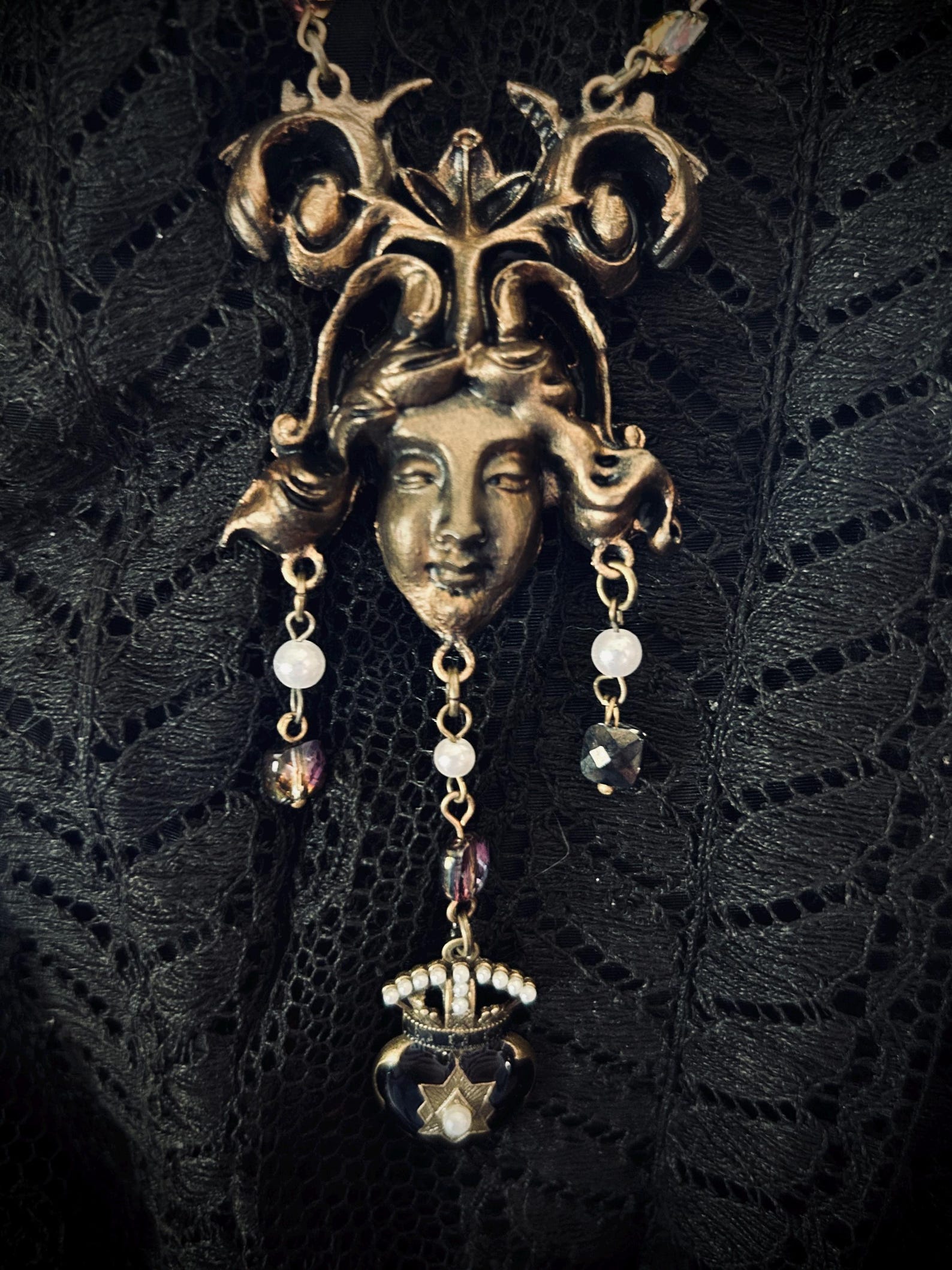 The Widow Winship Handmade Artisan Necklace - Sleepy Hollow - Tim ...