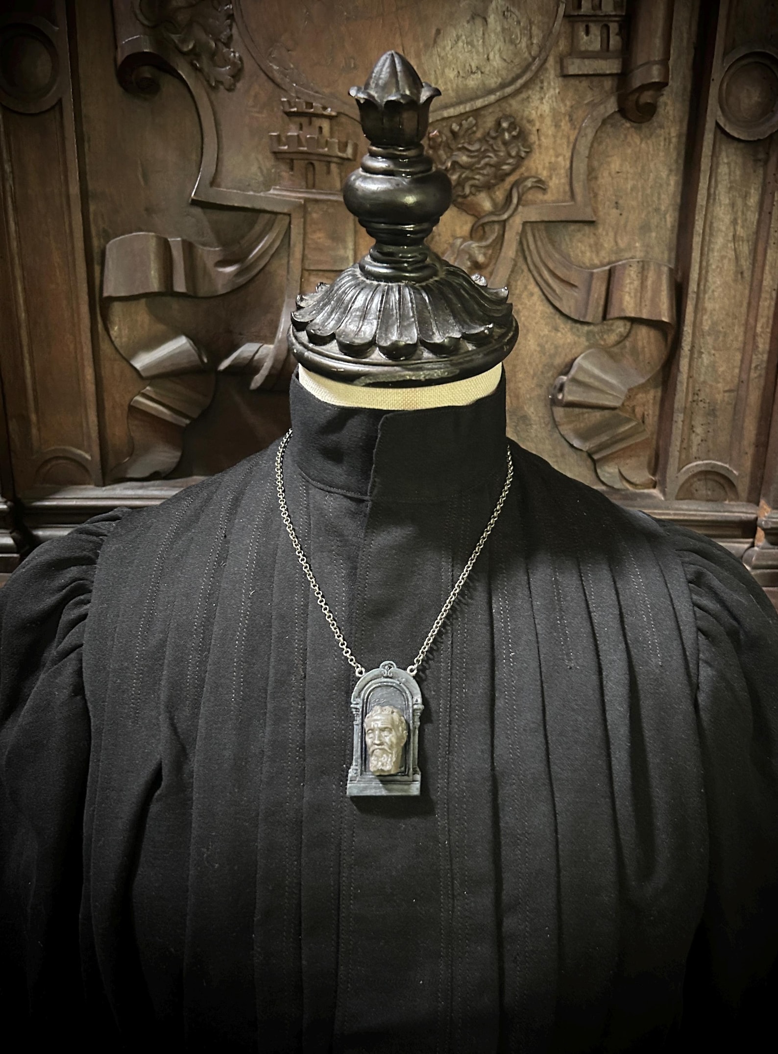 Lord Steward Handmade Hidden Portrait Artisan Necklace - Robert Dudley ...