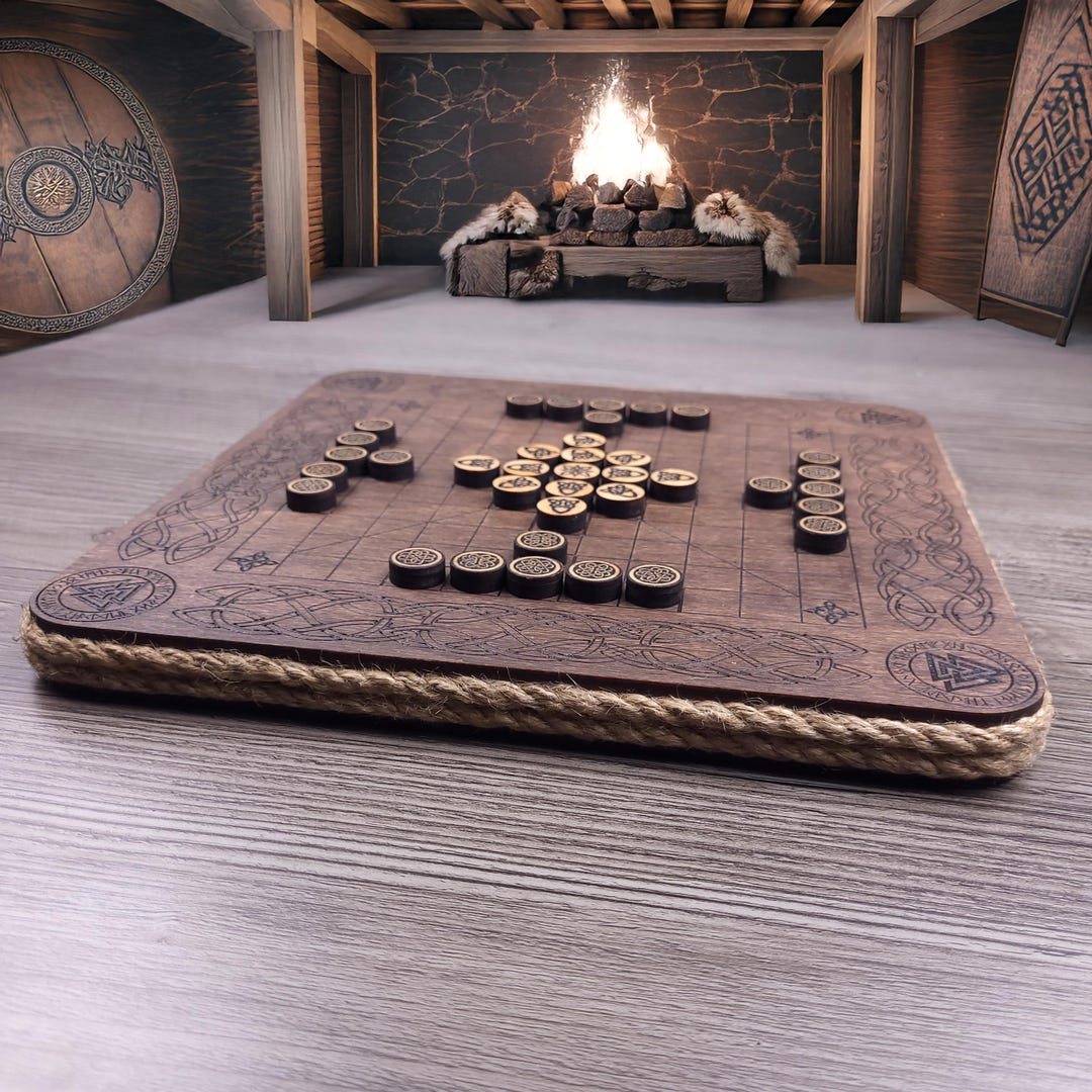 Hnefatafl an Ancient Viking Board Game Called Handmade | Family Reunion ...