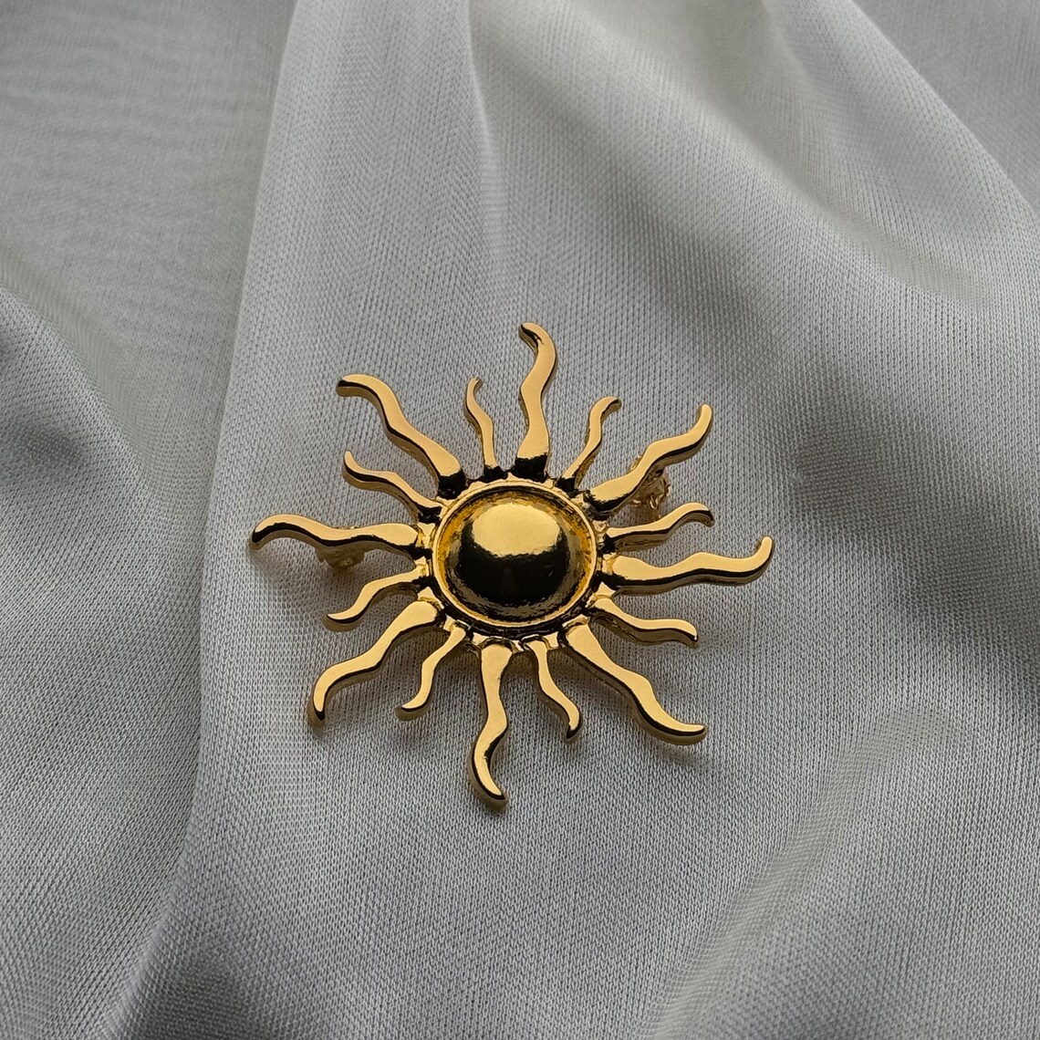 Vintage Brooch,gold Sun Metal Pin Brooch,sunshine Pin Badge,lapel Pin ...