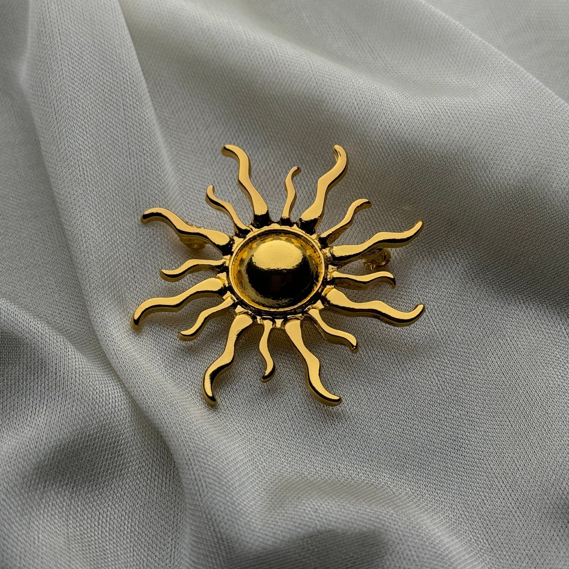 Vintage Brooch,gold Sun Metal Pin Brooch,sunshine Pin Badge,lapel Pin ...