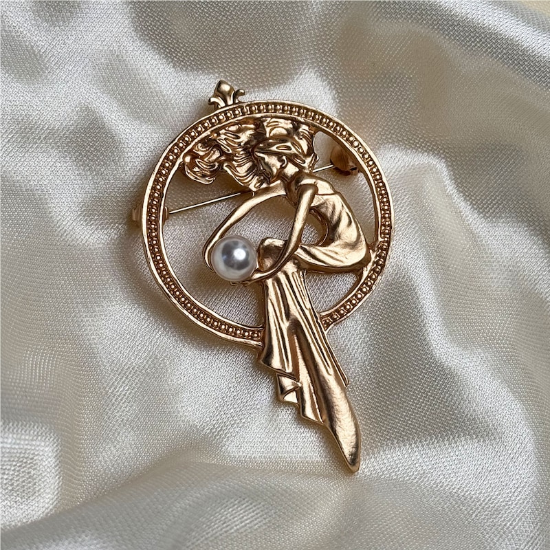 Vintage Moon Brooch Pearl - Etsy