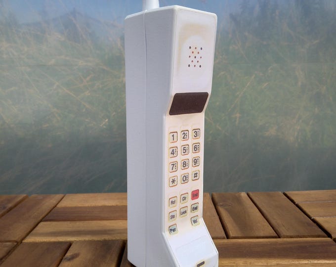 Scream Brick Phone Prop in White for Fancy Dress and Cosplay- the Front ...
