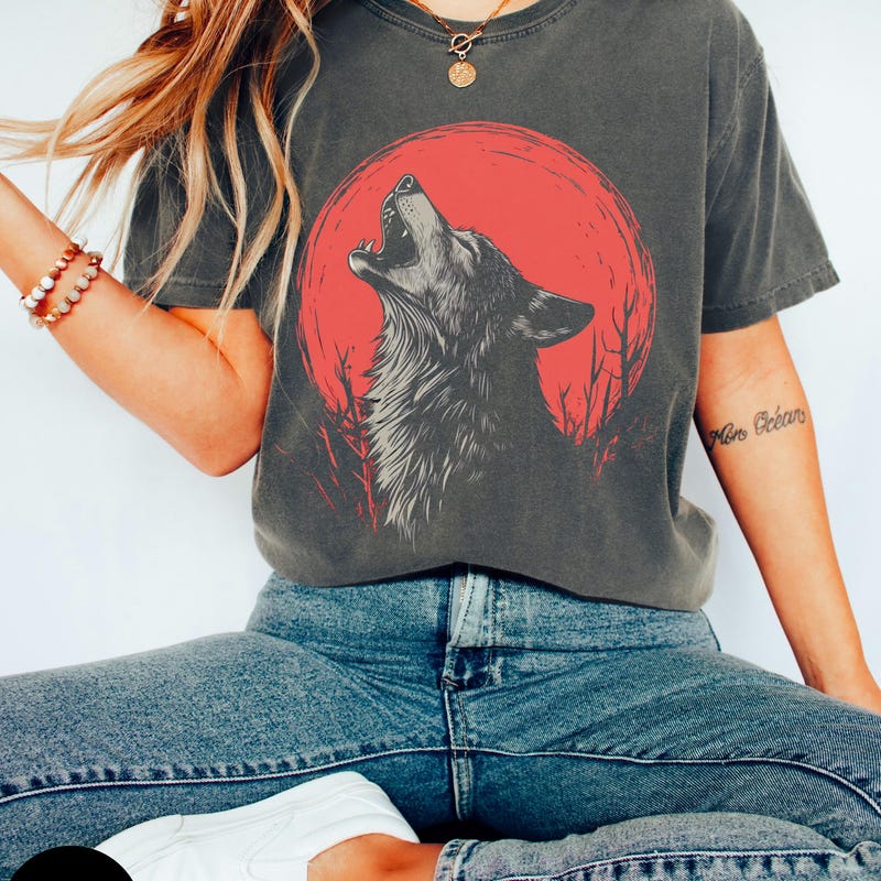 Wolf Shirt - Etsy