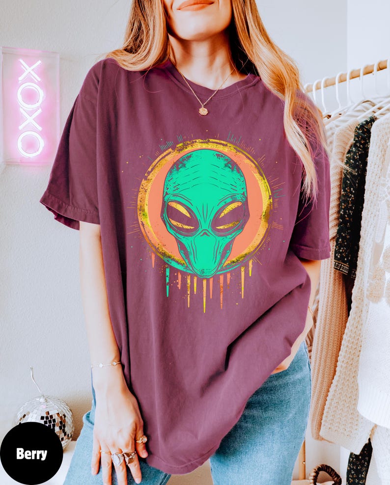 Retro Alien Shirt, Galactic Apparel, Aliens Tshirt, Space, Alien Head T ...