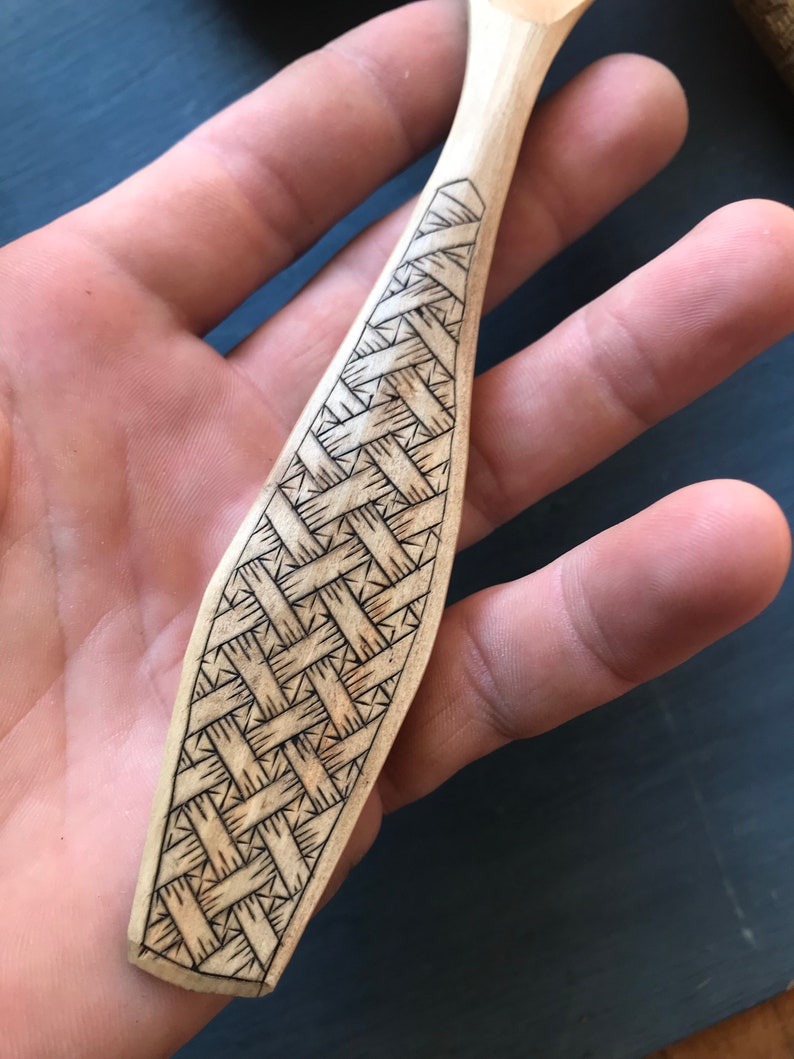 Pear Eating Spoon With Basket Weave Kolrosing - Etsy