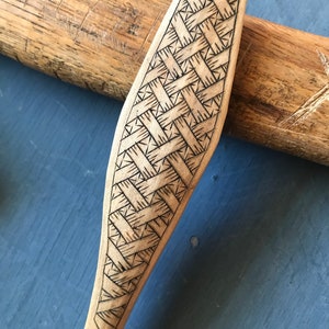 Pear Eating Spoon With Basket Weave Kolrosing - Etsy