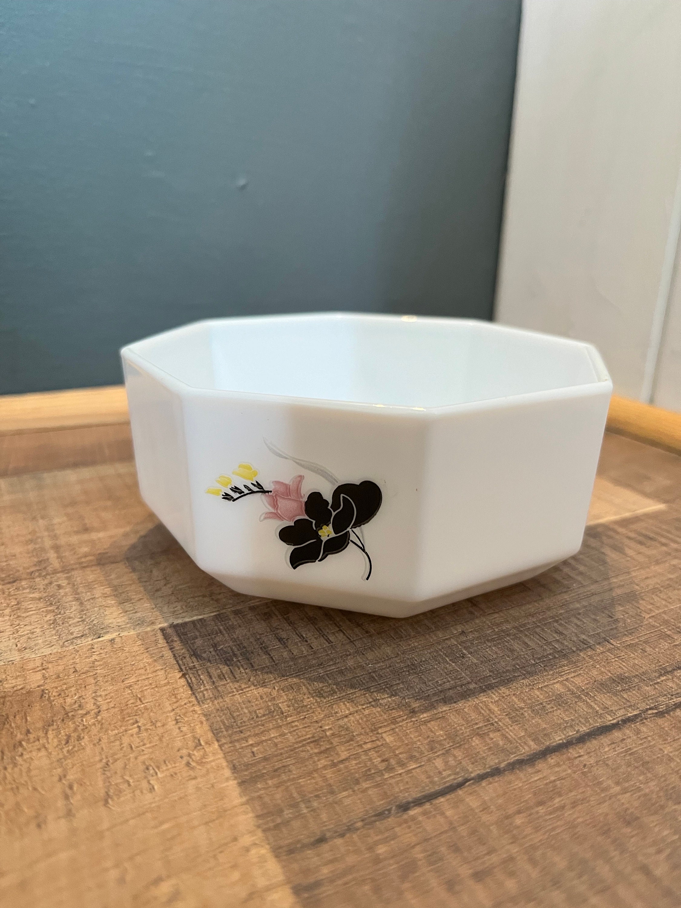Octagonal Arcopal Bowl With Flower Patterns, Rare Anaïs Model - Etsy