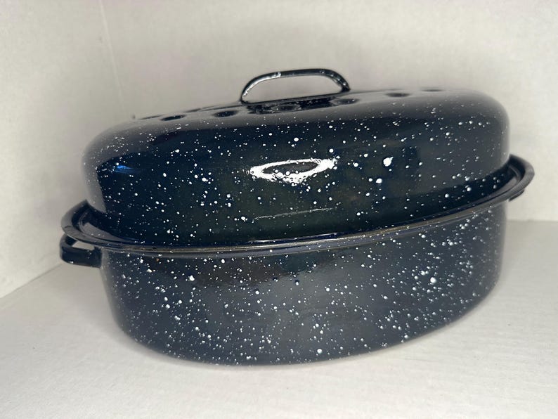 Large Vintage Blue Speckled Roaster - Etsy