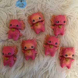 Articulated Axolotl L Fidget Toy - Cute Stress Relief Pixie Creature ...
