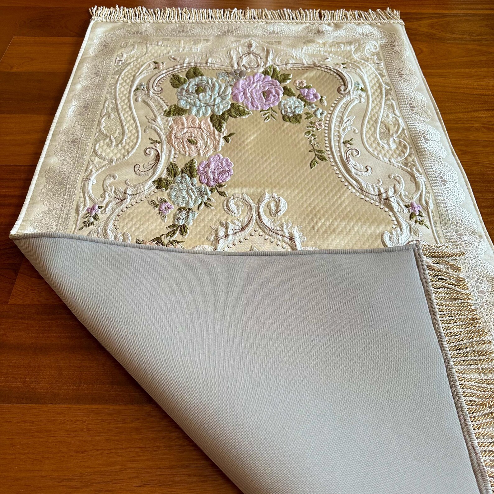 Exclusive Prayer Rug, Satin, Quran and Tasbeeh Set, Sponge Liner ...