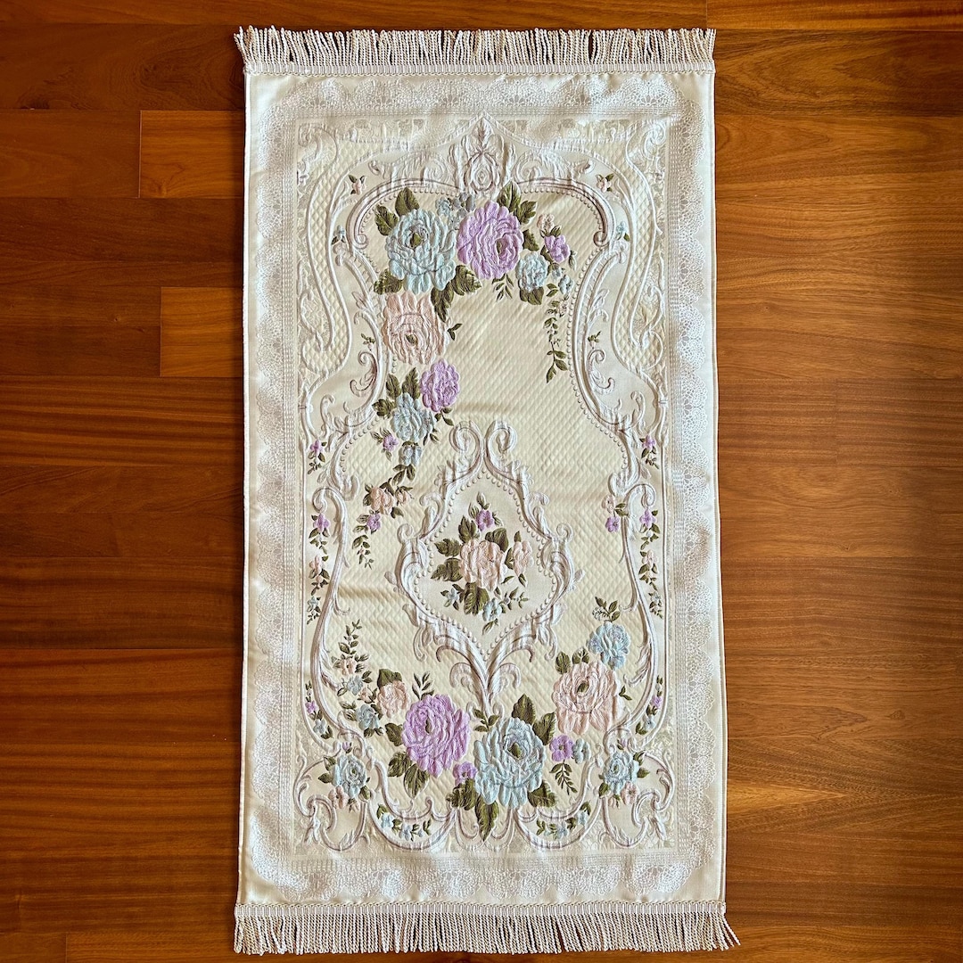 Exclusive Prayer Rug, Satin, Quran and Tasbeeh Set, Sponge Liner ...