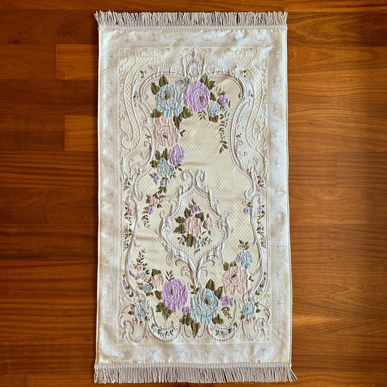 Exclusive Prayer Rug, Satin, Quran and Tasbeeh Set, Sponge Liner ...