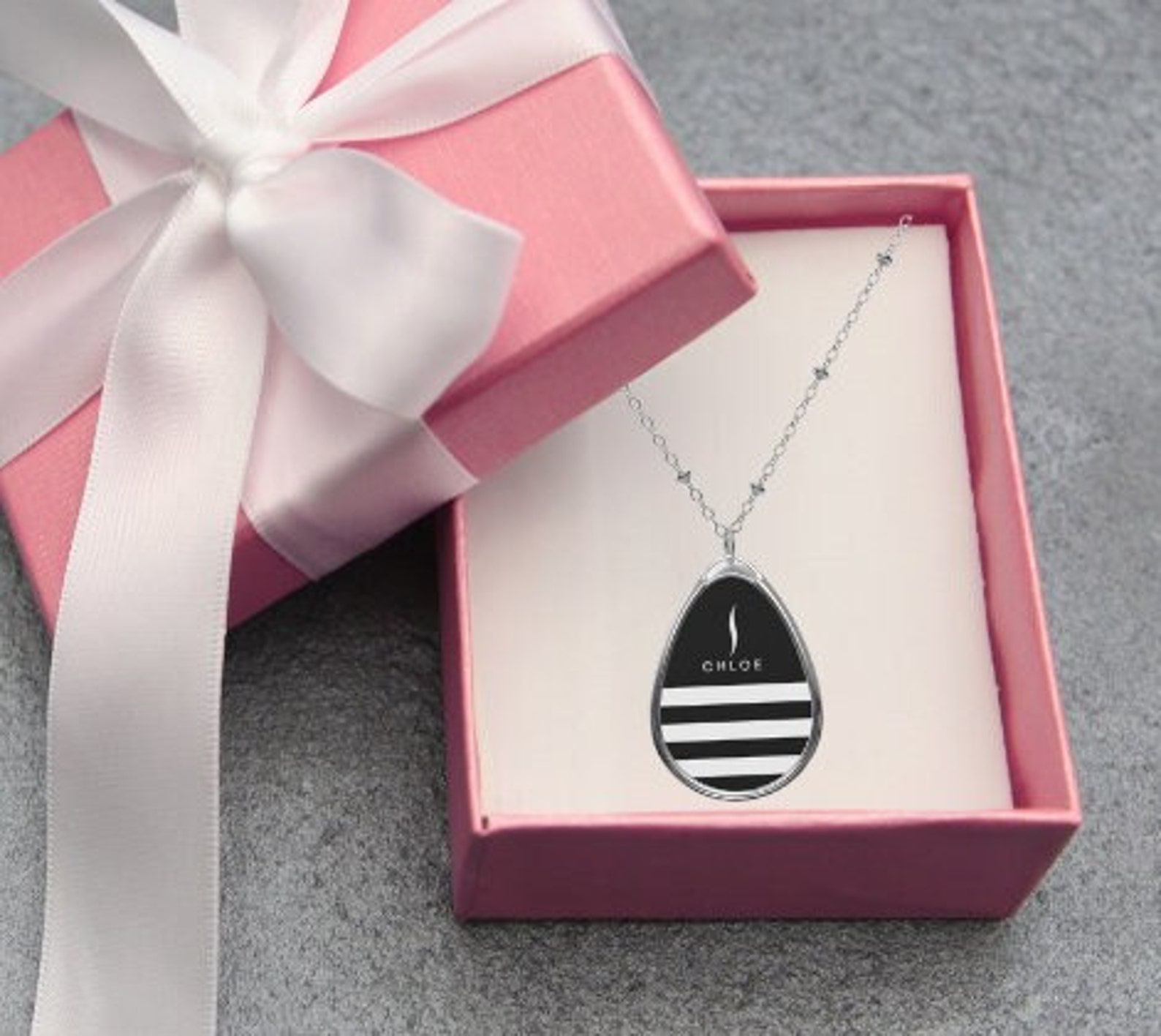 Personalized Custom Sephora Inspired Oval Necklace Makeup Cosmetics Bag ...