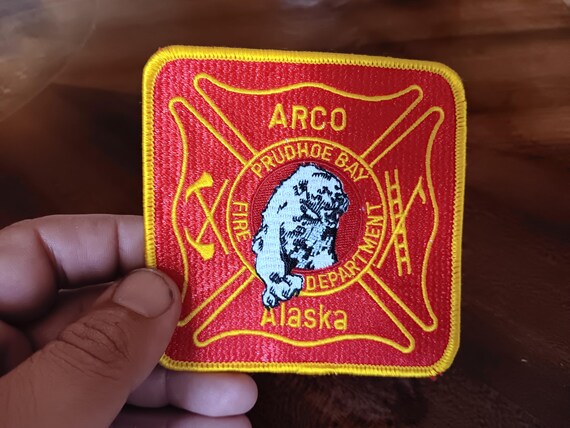 Vintage Arco Alaska Prudhoe Bay Fire Department Patch - Gem