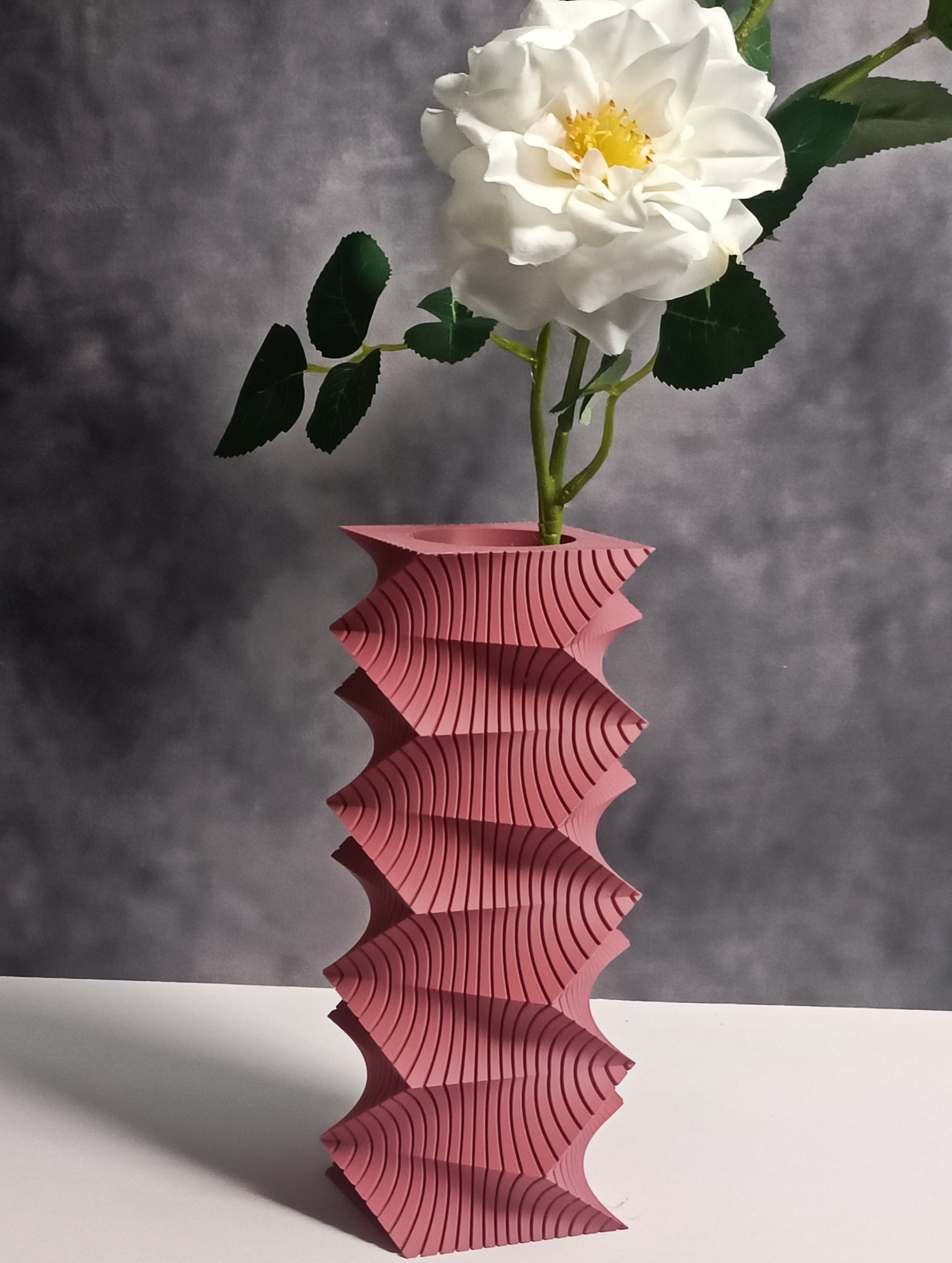 Sophisticated 3D Printed Geometric Vase 'anio' for Dried Flowers ...