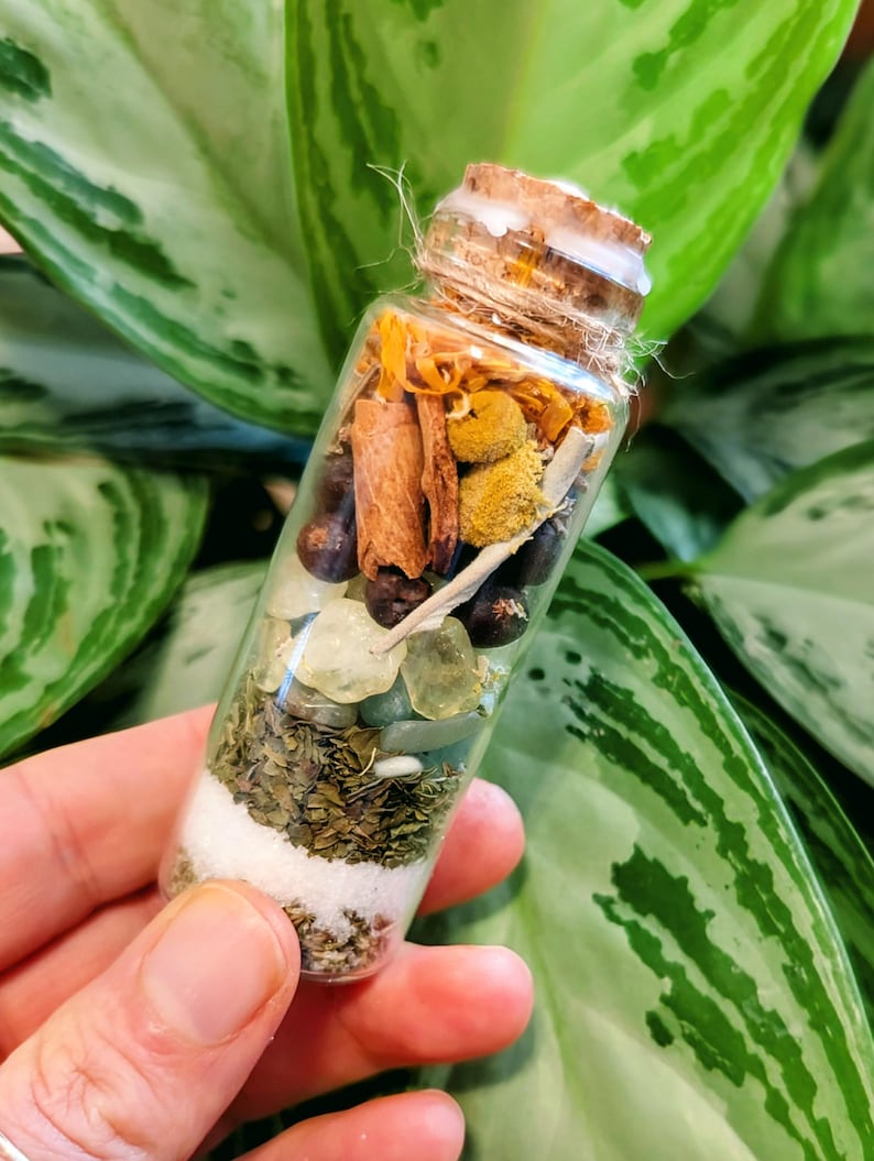 Intention Spell Jar: Herbs, Crystals, and Dried Flowers - Etsy