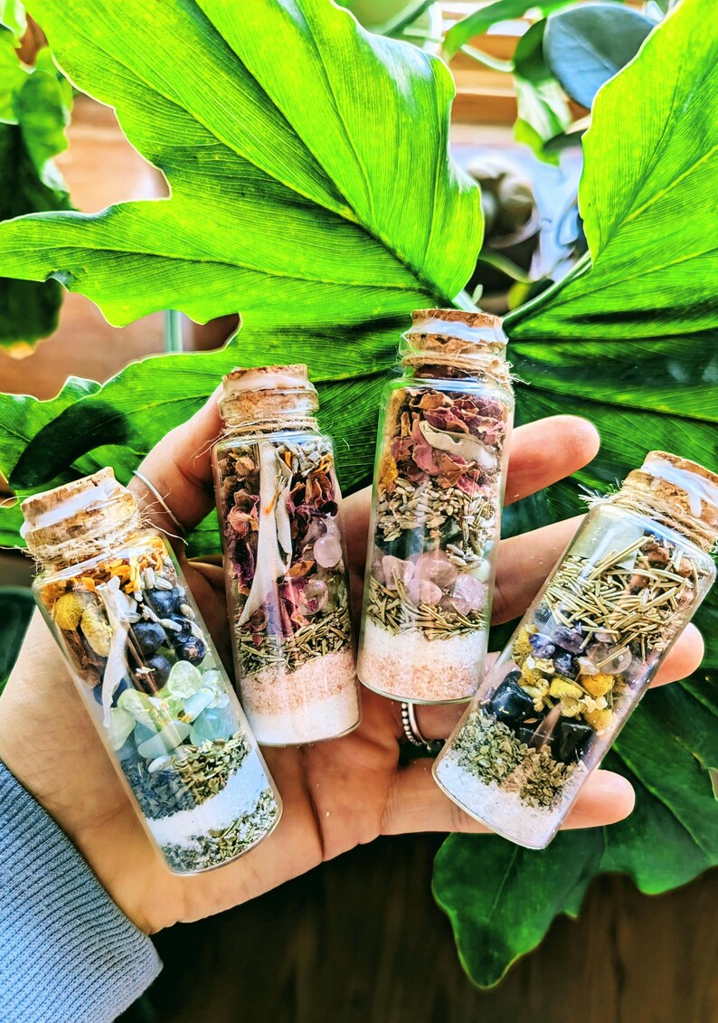 Intention Spell Jar: Herbs, Crystals, and Dried Flowers - Etsy