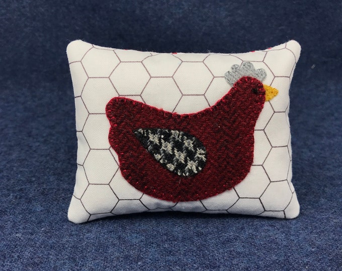 Kit Little Red Hen Bowl Filler, Wool Applique Penny Rug Mat Pattern ...