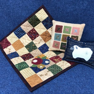 Kit; Sweet Warm and Rich Little Quilt With Fun Wool Flower Appliques ...