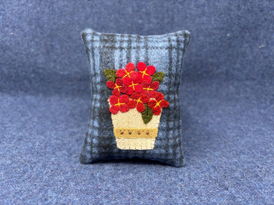 Kit; Fun Bucket of Geraniums Bowl Filler Wool Applique Kit Wool Felt ...