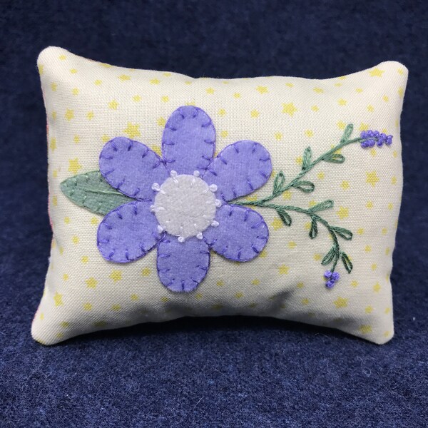 Wool Applique Patterns and Kits - Etsy