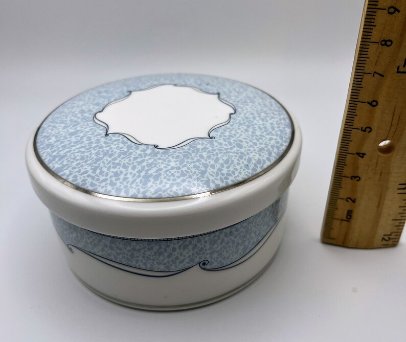 Vintage Wedgewood Trinket Box Bone China Powder Box Collectible China ...