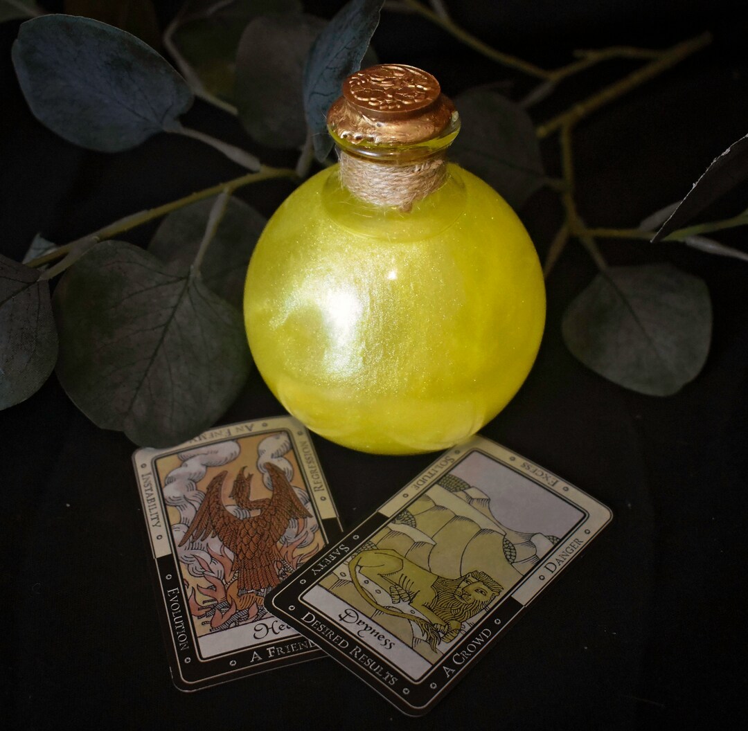 Solaris Lumina Elixir Potion for Cosplay, Roleplay, D&D - Etsy