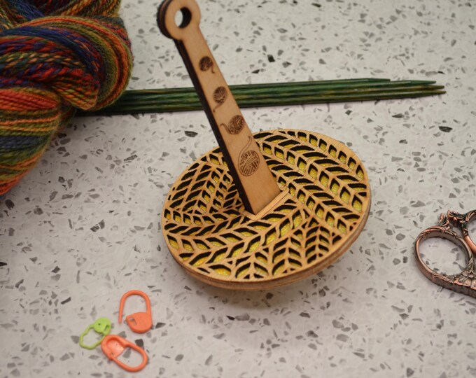 Ball of Yarn Portable Yarn Holder - Etsy