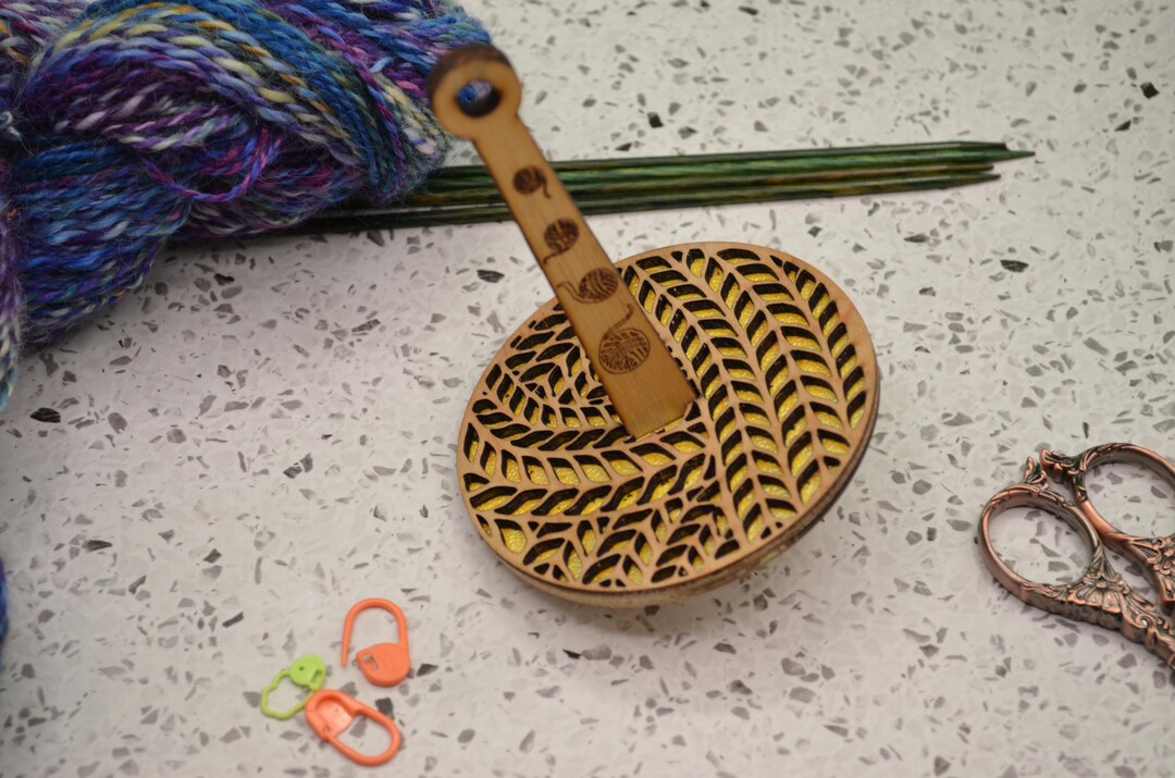 Ball of Yarn Portable Yarn Holder - Etsy