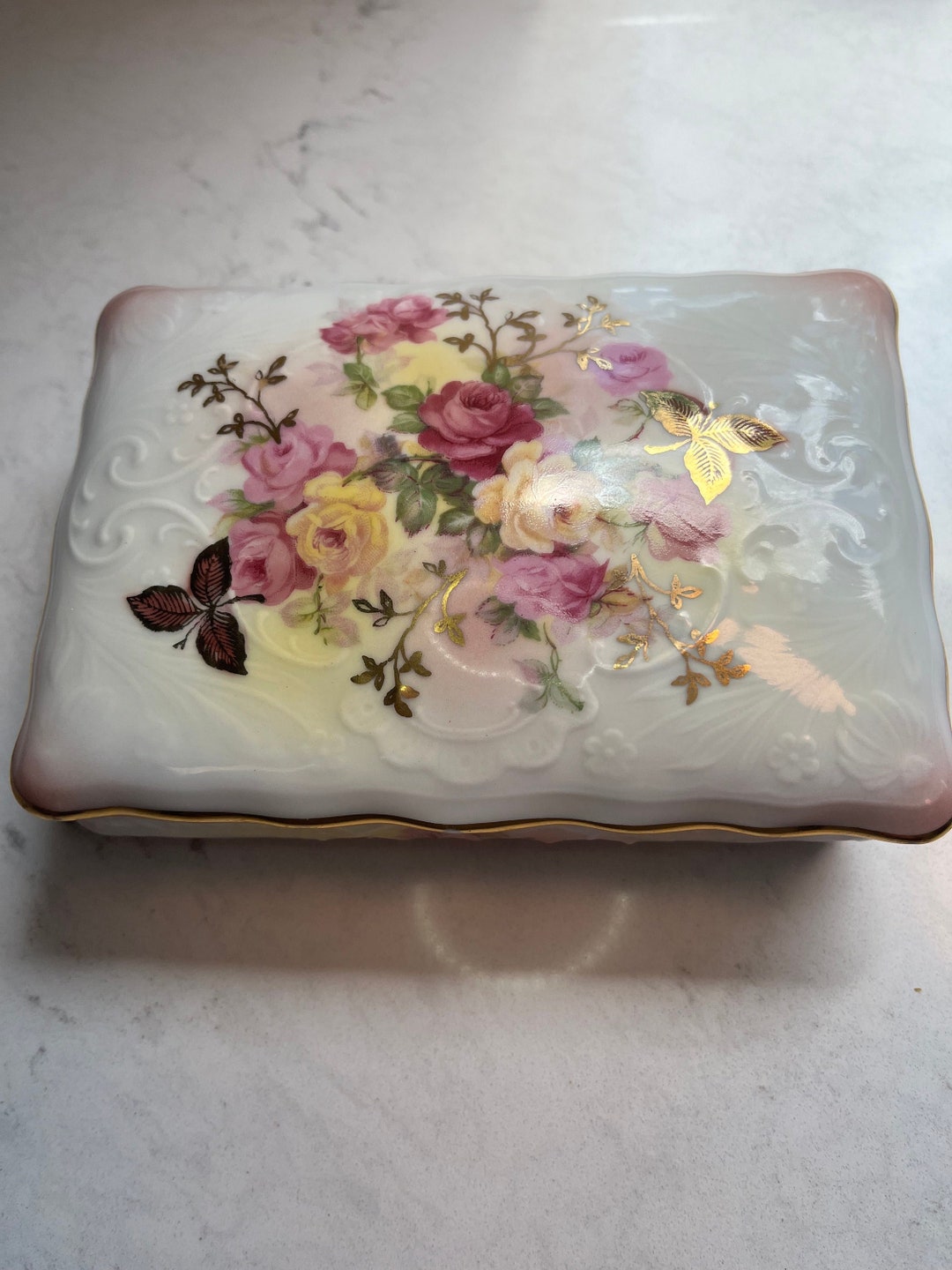 Vintage Cigarette Box! E & R 1886 Schumann Arzberg Germany China ...