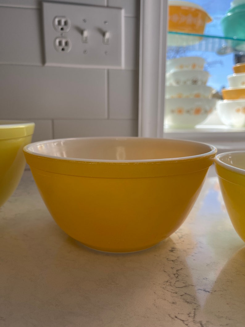 Vintage Pyrex Rare Citrus Nesting Bowls Set - Etsy