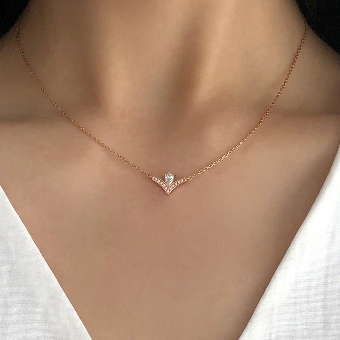 14K Solid Gold Tear Drop V Necklace V Shaped Pendant Necklace Light ...