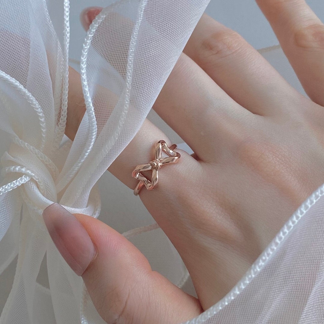 14K Solid Gold Ribbon Ring Minimalist Bow Rings Classic Little Bow Ring ...