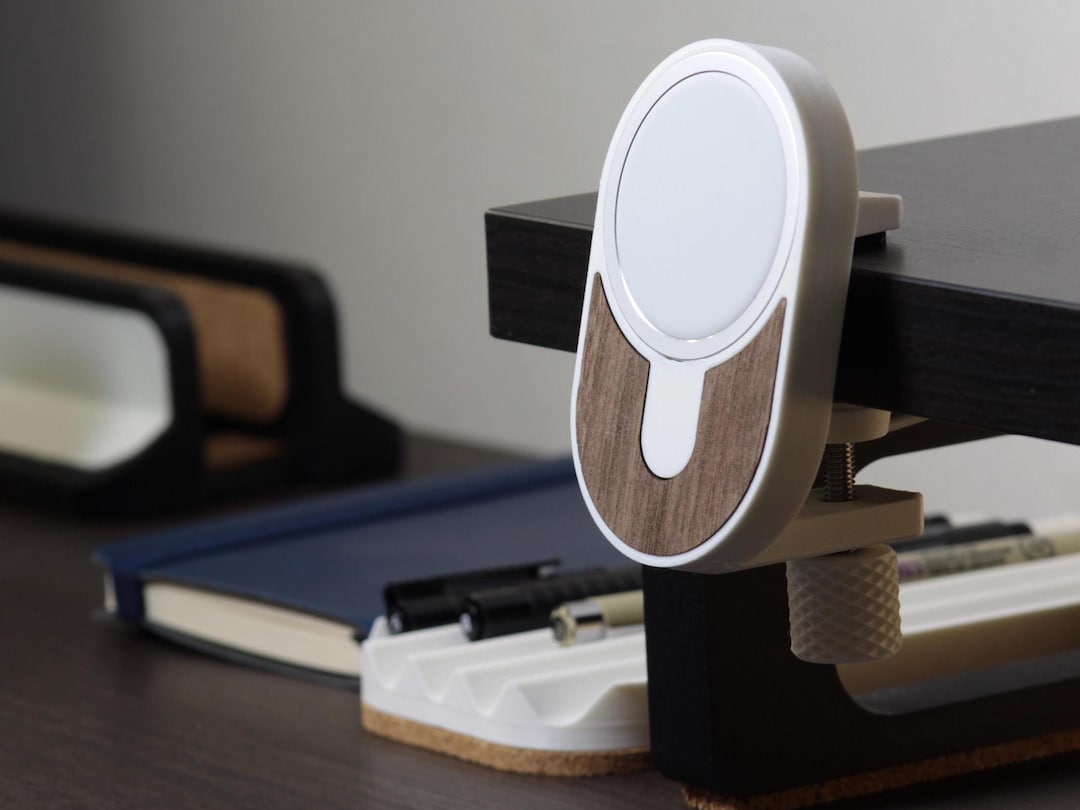 NODO Magsafe Phone Holder With Custom Accent Color Desk Shelf Clamp ...