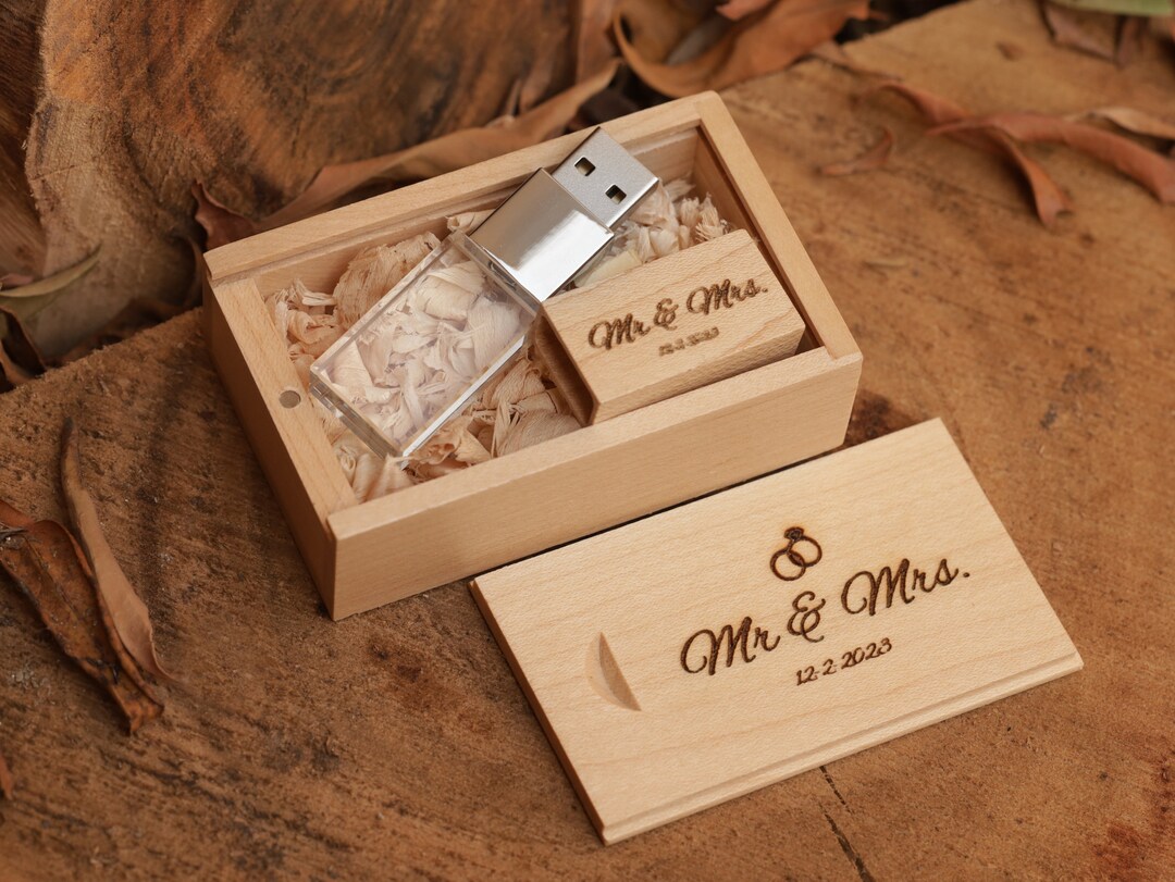 USB With Box, Engraved Wooden USB Gift for Couples, Wedding Anniversary ...