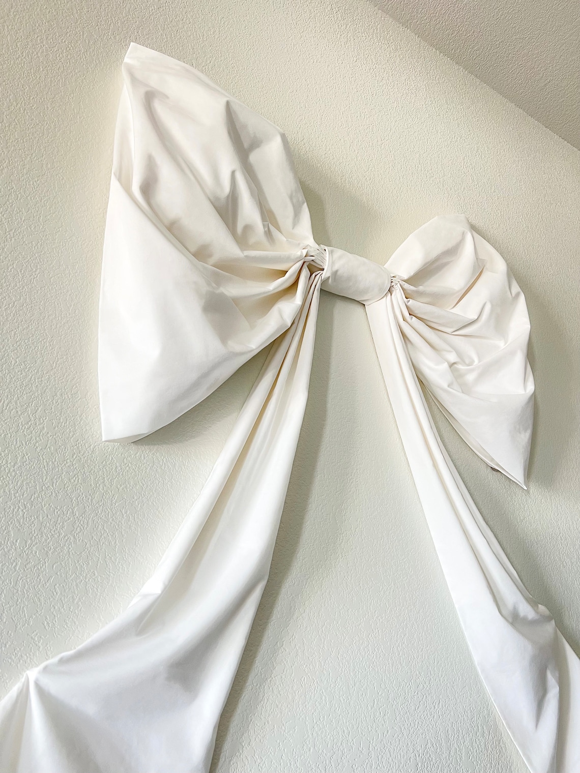 Big Bow White, Large Wall Bow, Party Bow - Etsy