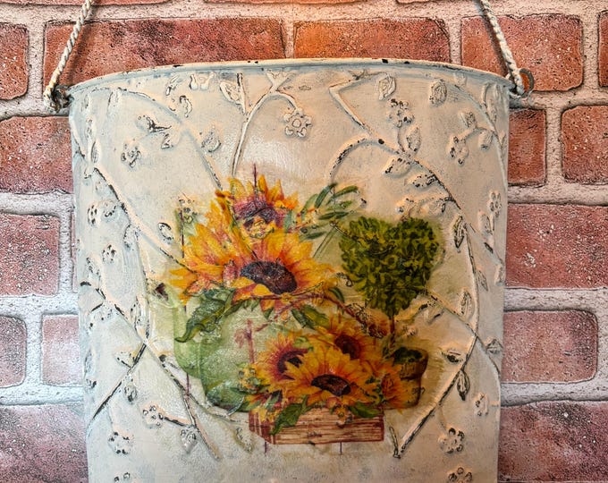 Upcycled Tin Wall Decor. - Etsy