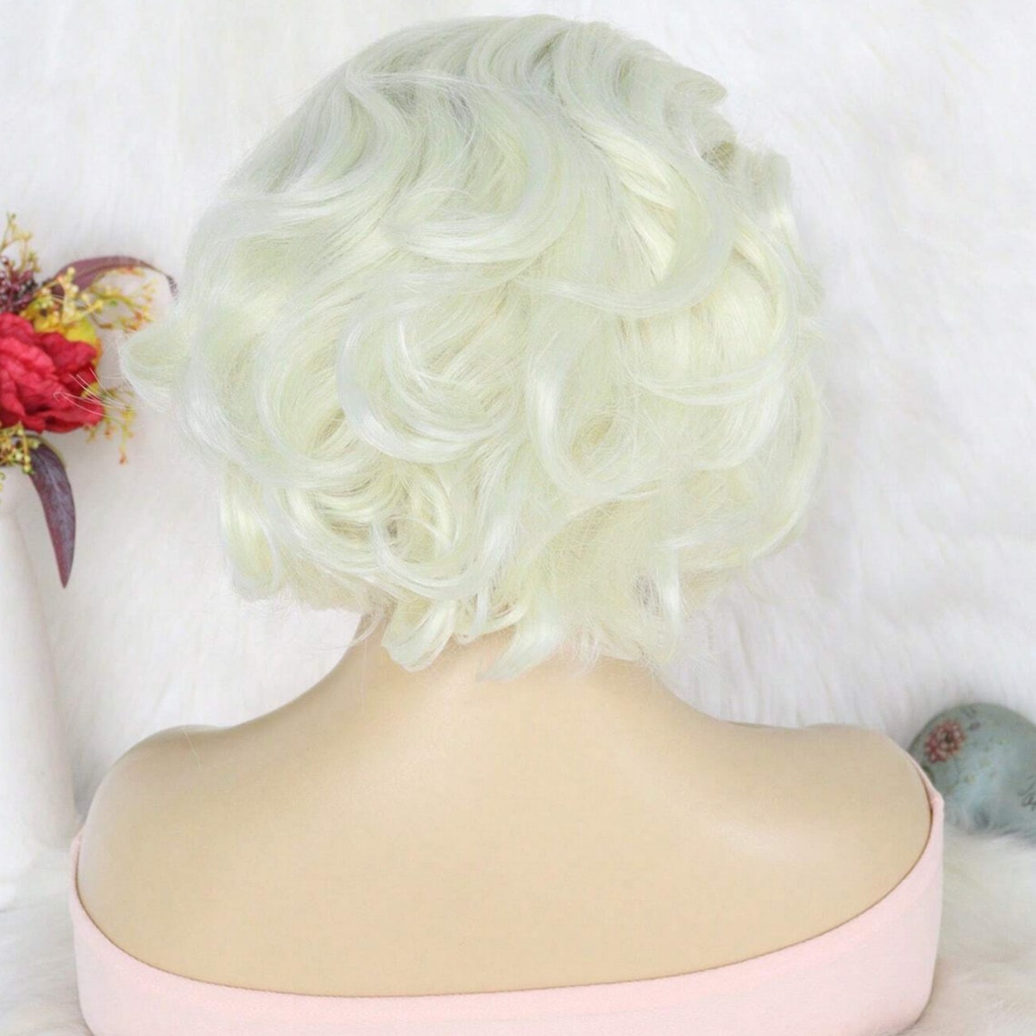 Blonde Bob Wig Wigs Short Curly Blonde Wigs Side Parting Finger Wave ...