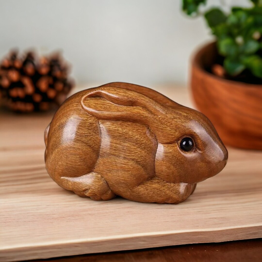 Wooden Rabbit Statue Wood Carvings Animal Ornament Cute Figurines ...