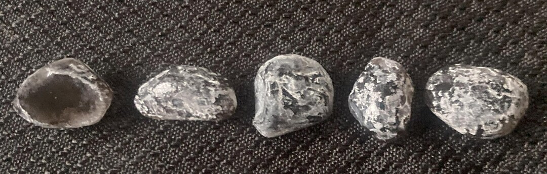 Apache Tears Crystals Obsidianite Pebbles -trail of Tears Crystals ...