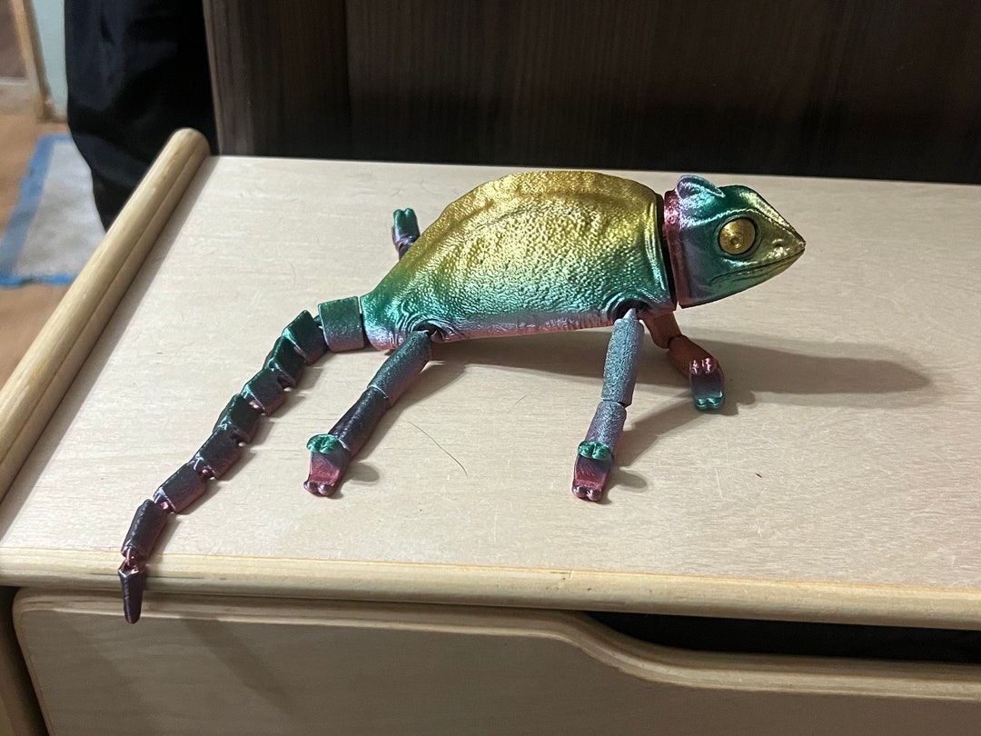 3D Printed Chameleon, Fully Articulated - Etsy