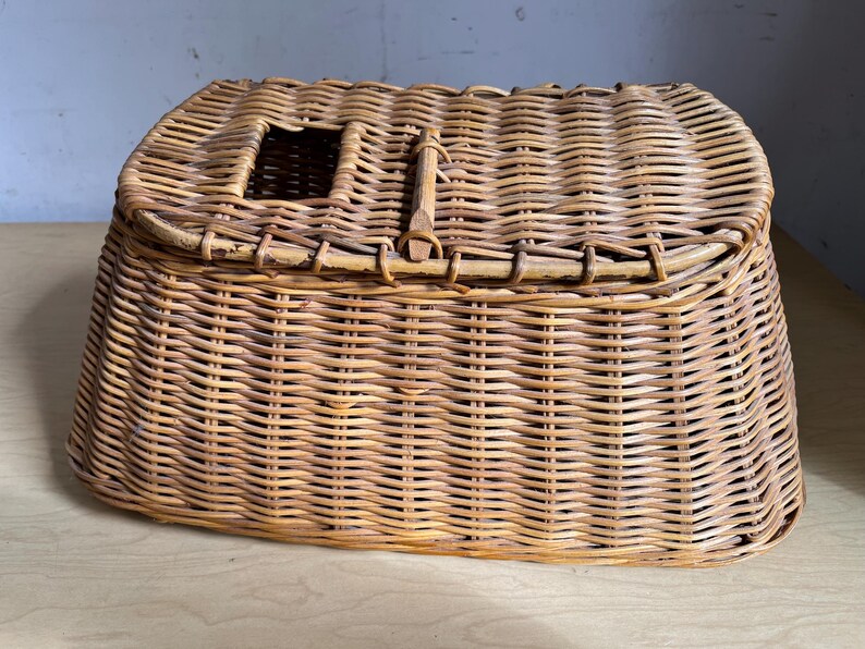 Vintage Wicker Fishing Creel - Etsy