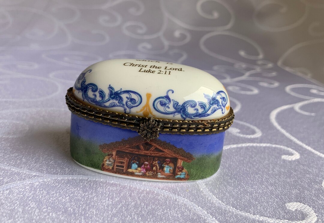 Vintage Imperial Porcelain Trinket Box - Etsy