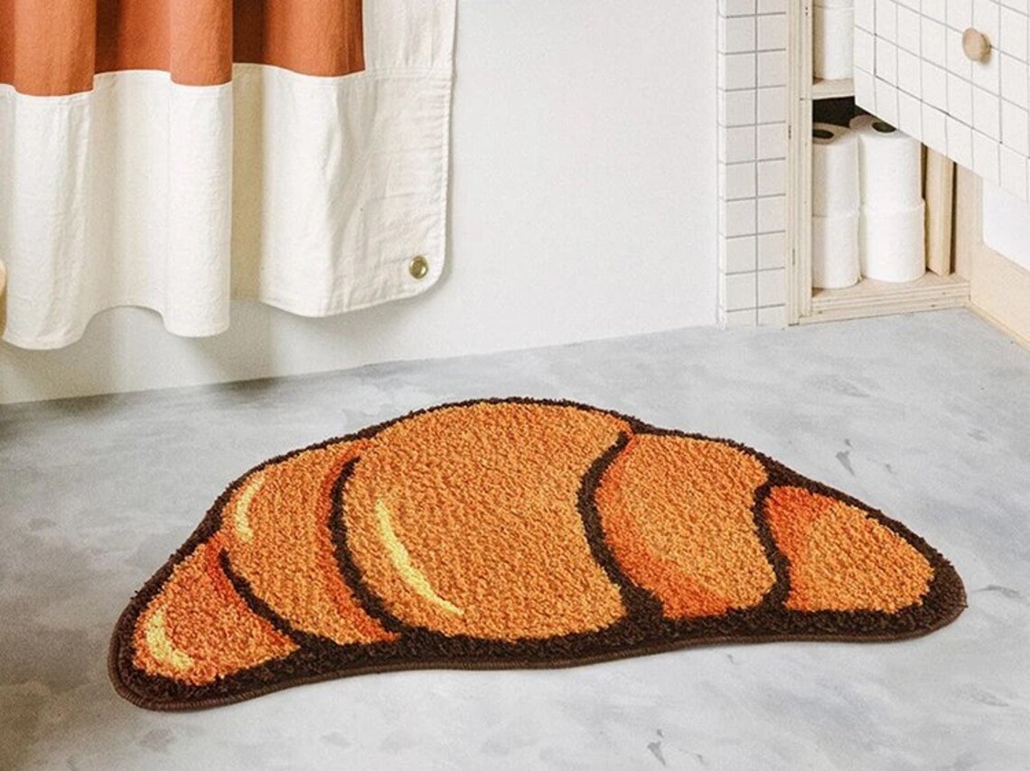 Croissant Handmade Shape Custom Rug Fluffy Soft Tufted Rug Non-slip ...