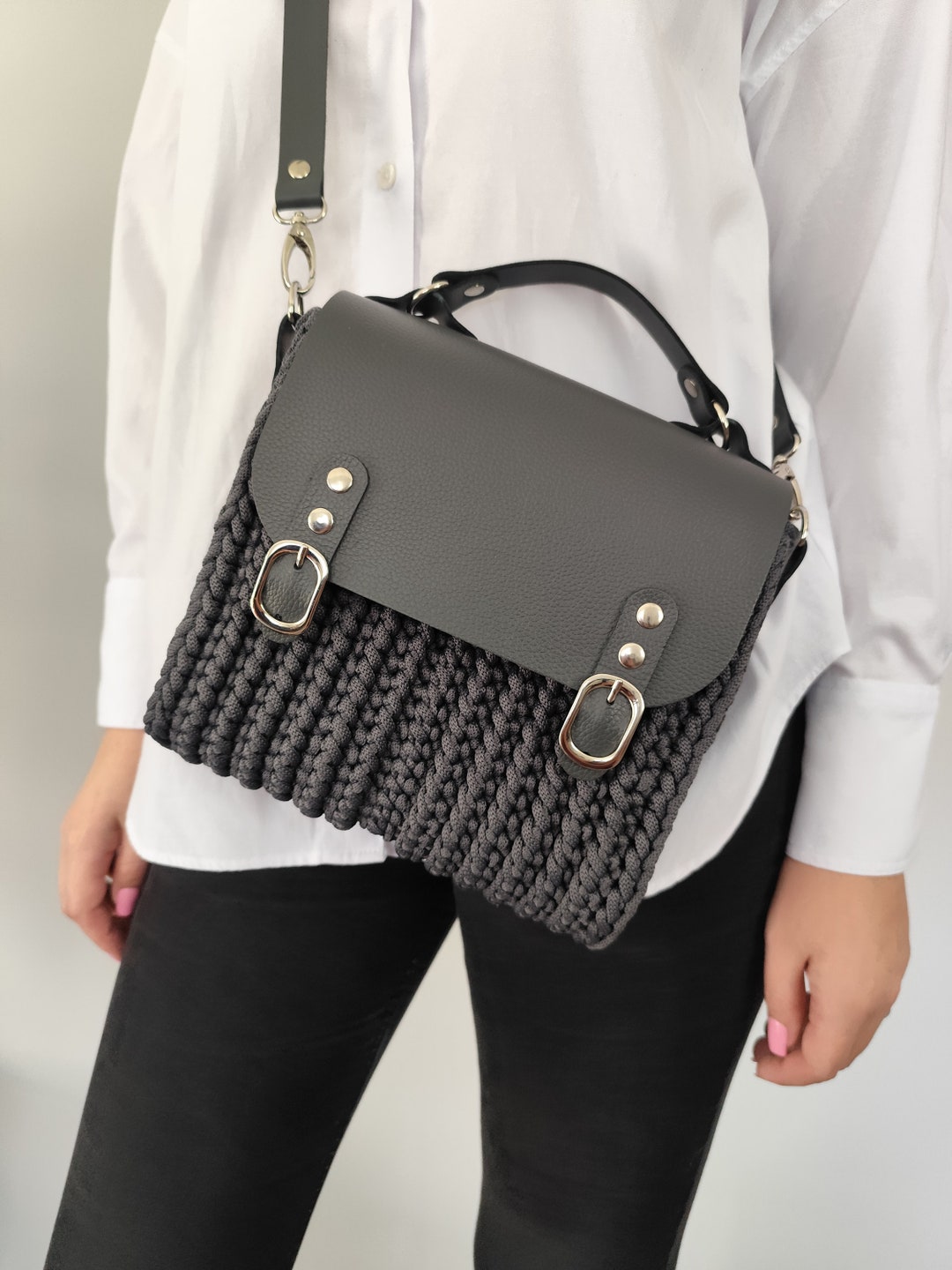 Medium Crossbody Bag, Crochet Crossbody Handbag, Stylish Accessory for All Occasions, Unique ...