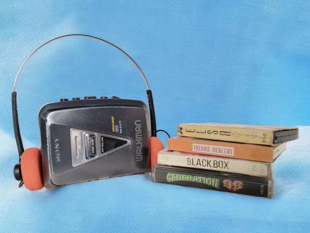 Vintage Sony Walkman WM-EX170 1997 Stylish and Lightweight With Crisp ...