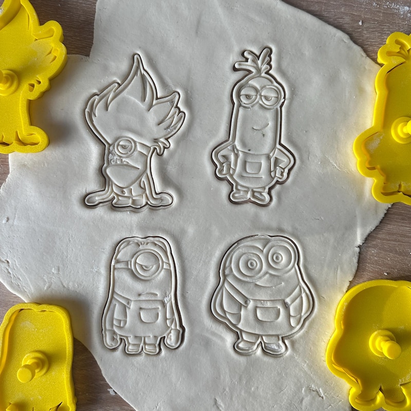 Minion Cookie Cutter - Etsy